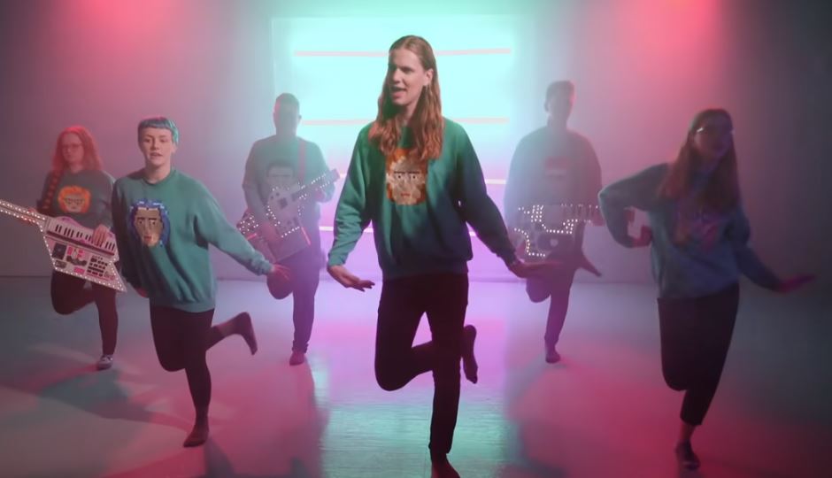 #TikTokFamous Dadi Freyr Breaks Into BBC TOP 40! – Eurovision Ireland